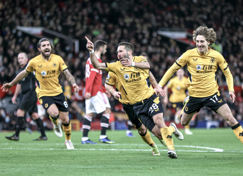 Coaches' Voice | Bruno Lage: How my Wolves team won at Old Trafford